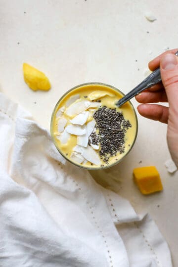 Mango Turmeric Ginger Smoothie (Super Creamy!) – Roots and Radishes
