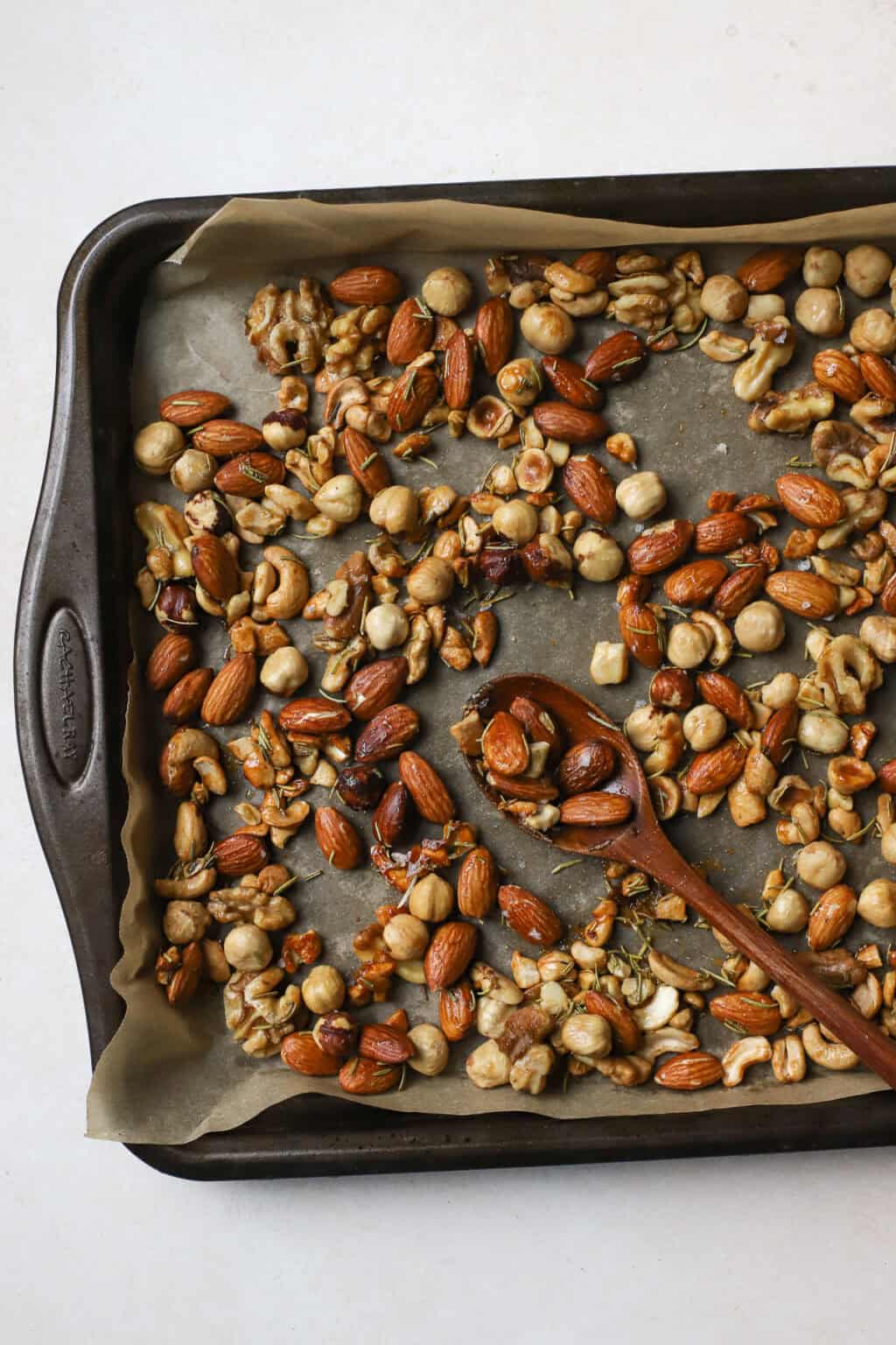 Rosemary Roasted Nuts (Easy 15-Minute Appetizer or DIY Gift!) – Roots ...