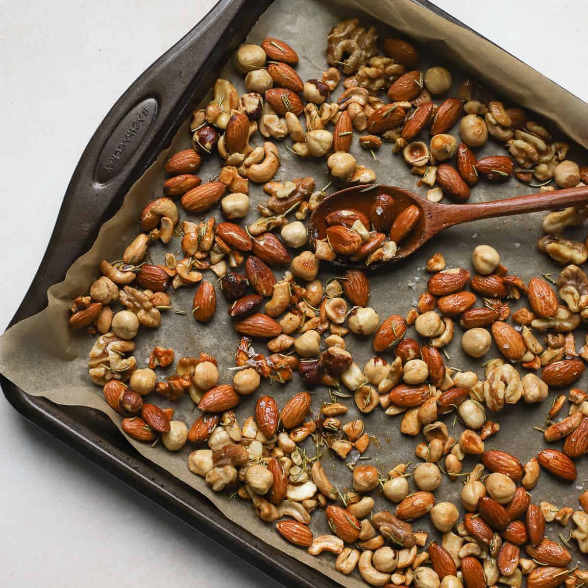 Rosemary Roasted Nuts (Easy 15-Minute Appetizer or DIY Gift!) – Roots ...