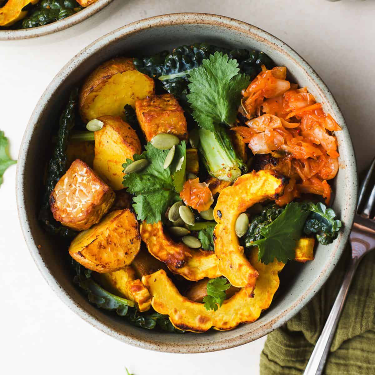 Miso Curry Delicata Squash & Tempeh (One-Pan Dinner) – Roots and Radishes